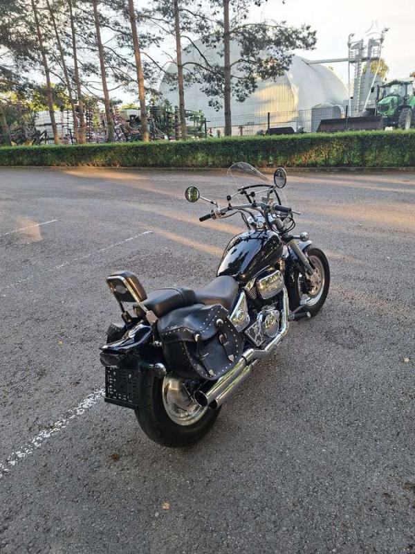 Black Suzuki VZ 1997 in Marijampole, with an engine capacity of 0.80 L and mileage of 36 thousand km for 2600 €, photo 3 on AUTOMOTO.COM.LV