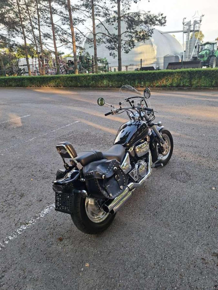 Black Suzuki VZ 1997 in Marijampole, with an engine capacity of 0.80 L and mileage of 36 thousand km for 2600 €, photo 4 on AUTOMOTO.COM.LV