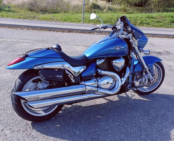 Blue Suzuki VZ 2009 in Jonava, with an engine capacity of 1.50 L and mileage of 42 thousand km for 6200 €, photo 4 on AUTOMOTO.COM.LV