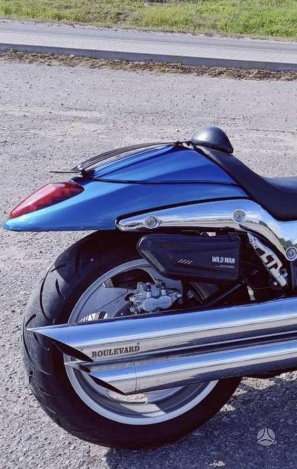 Blue Suzuki VZ 2009 in Kedainiai, with an engine capacity of 1.50 L and mileage of 48 thousand km for 5399 €, photo 6 on AUTOMOTO.COM.LV