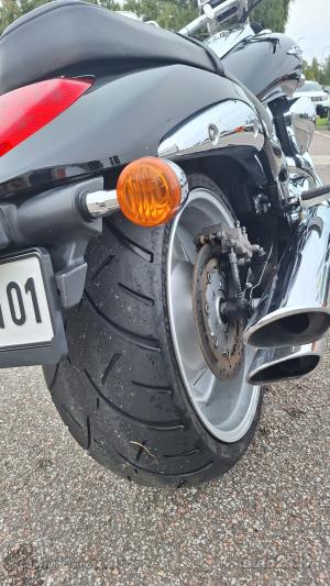 Black Suzuki VZR 1800 2007 in Tallinn, with an engine capacity of 1.78 L and mileage of 48 thousand km for 8000 €, photo 12 on AUTOMOTO.COM.LV