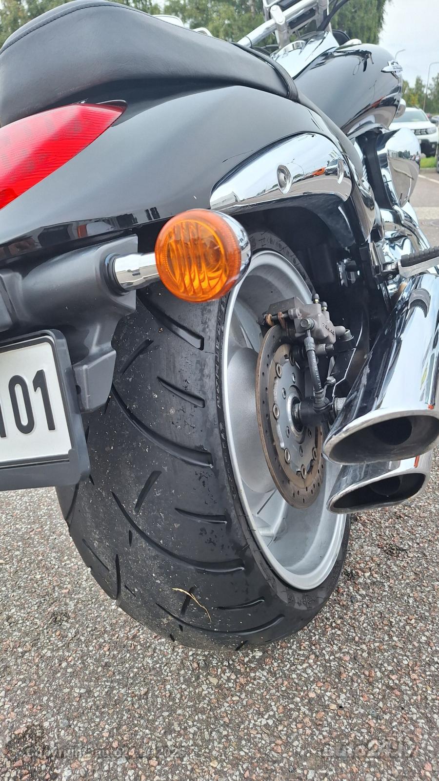 Black Suzuki VZR 1800 2007 in Tallinn, with an engine capacity of 1.78 L and mileage of 48 thousand km for 8000 €, photo 12 on AUTOMOTO.COM.LV