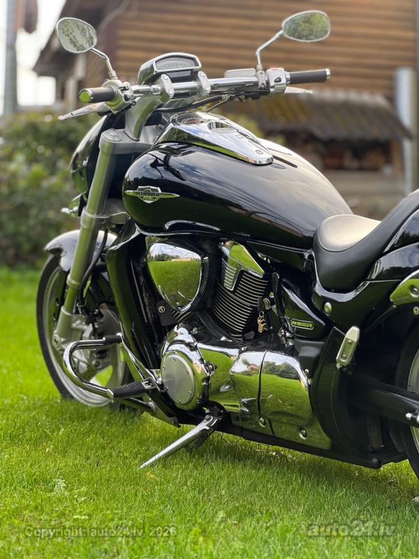 Black Suzuki VZR 1800 2007 in Tallinn, with an engine capacity of 1.80 L and mileage of 39 thousand km for 11000 €, photo 4 on AUTOMOTO.COM.LV