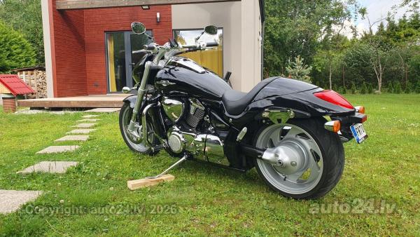 Black Suzuki VZR 1800 2012 in Tallinn, with an engine capacity of 1.78 L and mileage of 31 thousand km for 10500 €, photo 4 on AUTOMOTO.COM.LV