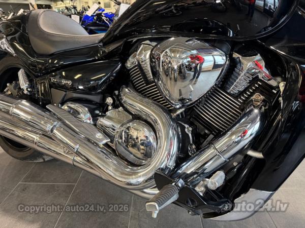 Melns Suzuki VZR 1800 2015 Tallina, ar dzinēja tilpumu 1.78 L un nobraukumu 25 tūkst. km par 9990 €, foto 7 vietnē AUTOMOTO.COM.LV