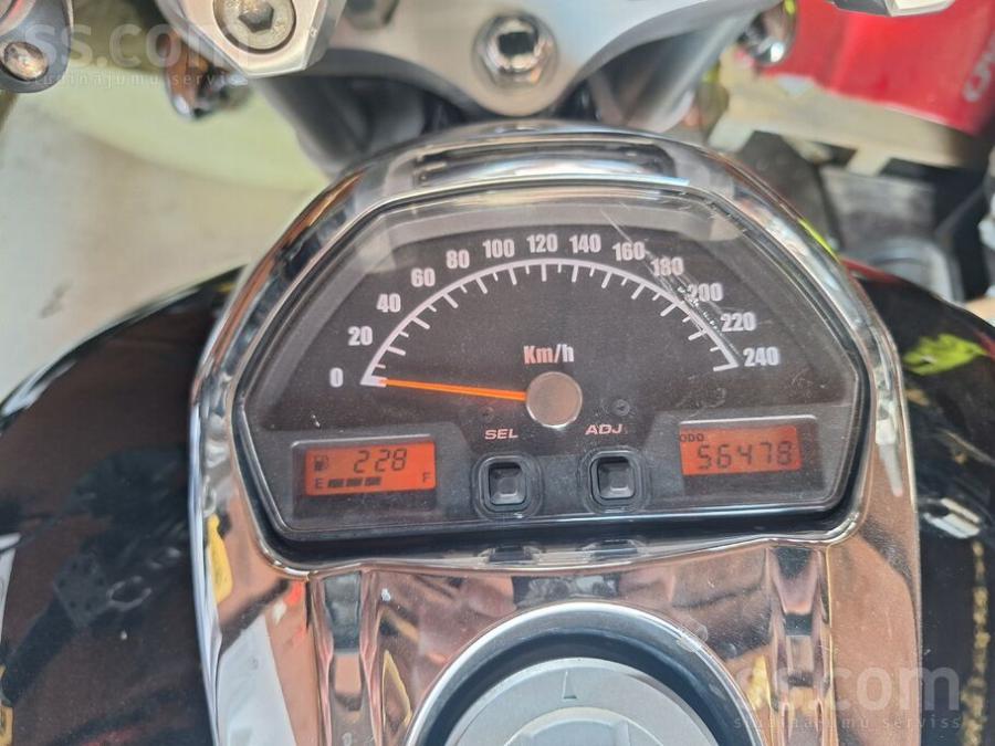 Suzuki VZR 1800 2007 Rīga, ar dzinēja tilpumu 1.80 L un nobraukumu 0 tūkst. km par 2000 €, foto 7 vietnē AUTOMOTO.COM.LV
