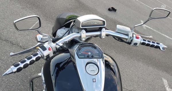 Melns Suzuki VZR 2006 Viļņa, ar dzinēja tilpumu 1.80 L un nobraukumu 30 tūkst. km par 7950 €, foto 6 vietnē AUTOMOTO.COM.LV