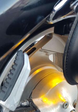 Melns Suzuki VZR 2006 Viļņa, ar dzinēja tilpumu 1.80 L un nobraukumu 30 tūkst. km par 7950 €, foto 14 vietnē AUTOMOTO.COM.LV