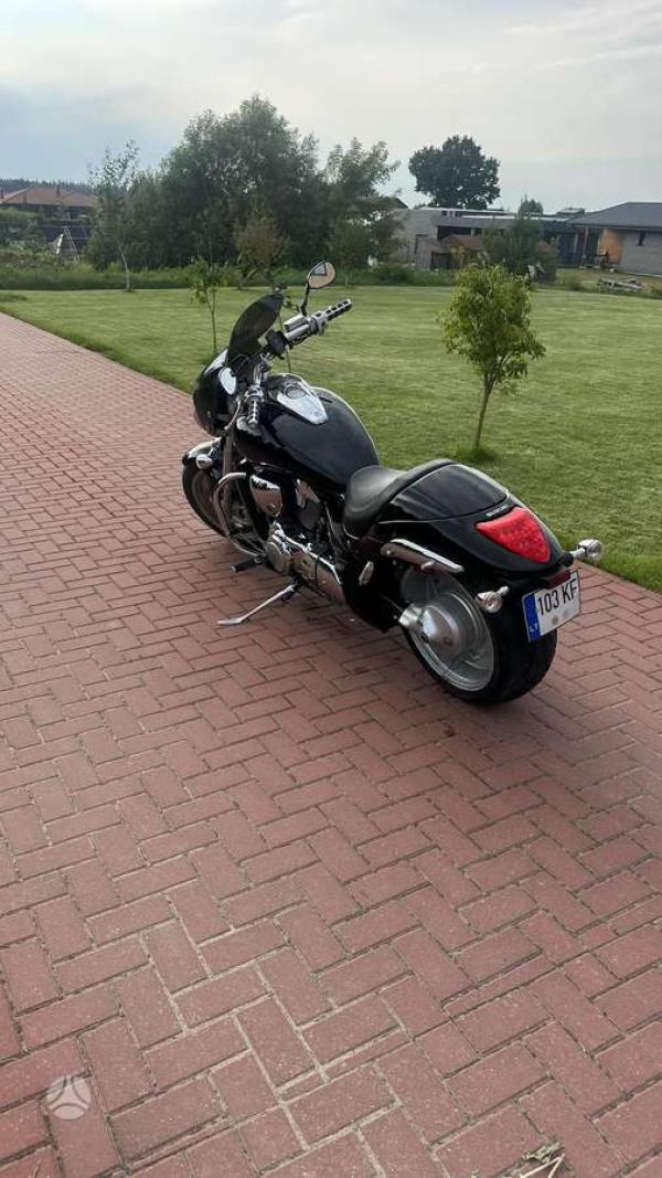 Black Suzuki VZR 2007 in Vilnius, with an engine capacity of 1.80 L and mileage of 22 thousand km for 7300 €, photo 3 on AUTOMOTO.COM.LV