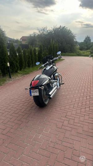 Black Suzuki VZR 2007 in Vilnius, with an engine capacity of 1.80 L and mileage of 22 thousand km for 7300 €, photo 5 on AUTOMOTO.COM.LV
