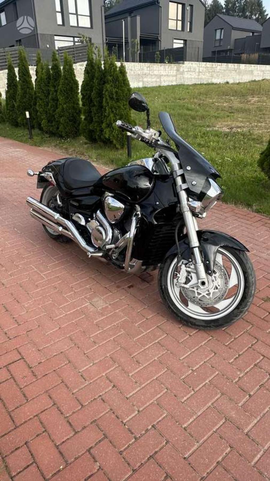 Black Suzuki VZR 2007 in Vilnius, with an engine capacity of 1.80 L and mileage of 22 thousand km for 7300 €, photo 7 on AUTOMOTO.COM.LV