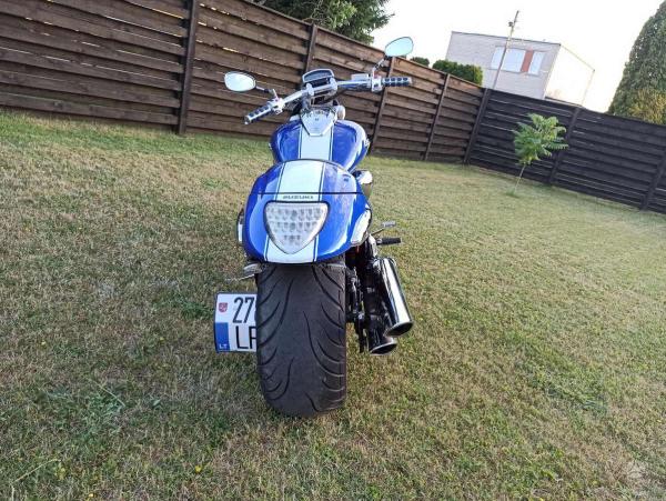 Blue Suzuki VZR 2007 in Druskininkai, with an engine capacity of 1.80 L and mileage of 12 thousand km for 7199 €, photo 4 on AUTOMOTO.COM.LV