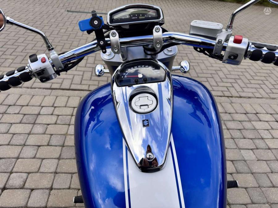 Blue Suzuki VZR 2008 in Vilnius, with an engine capacity of 1.80 L and mileage of 16 thousand km for 8900 €, photo 10 on AUTOMOTO.COM.LV