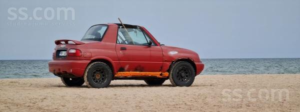 Red Suzuki X90 1997 in Ventspils, with an engine capacity of 1.60 L and mileage of 268 thousand km for 2500 €, photo 3 on AUTOMOTO.COM.LV