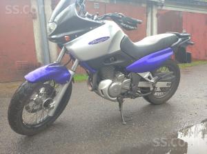 Suzuki XF 650 Freewind 1997 in Riga, with an engine capacity of 0.65 L and mileage of 0 thousand km for 1200 €, photo 3 on AUTOMOTO.COM.LV
