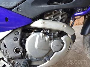 Suzuki XF 650 Freewind 1997 in Riga, with an engine capacity of 0.65 L and mileage of 0 thousand km for 1200 €, photo 7 on AUTOMOTO.COM.LV