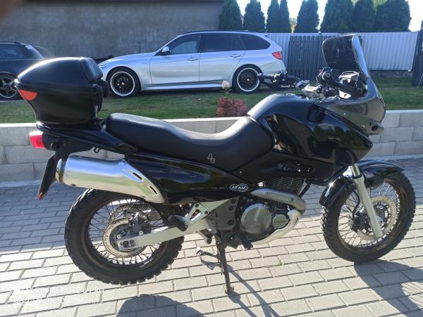 Melns Suzuki XF 1998 Jurbarkas, ar dzinēja tilpumu 0.65 L un nobraukumu 63 tūkst. km par 1390 €, foto 5 vietnē AUTOMOTO.COM.LV