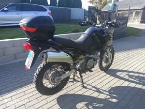 Melns Suzuki XF 1998 Jurbarkas, ar dzinēja tilpumu 0.65 L un nobraukumu 63 tūkst. km par 1390 €, foto 6 vietnē AUTOMOTO.COM.LV