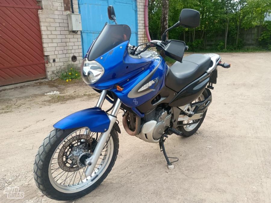 Blue Suzuki XF 2002 in Silale, with an engine capacity of 0.65 L and mileage of 0 thousand km for 1500 €, photo 1 on AUTOMOTO.COM.LV
