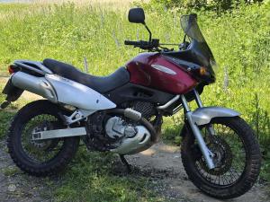 Suzuki XF 1999 Klaipėda, ar dzinēja tilpumu 0.65 L un nobraukumu 45 tūkst. km par 950 €, foto 5 vietnē AUTOMOTO.COM.LV