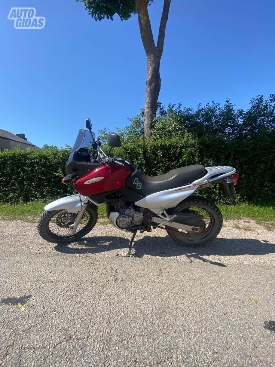 Suzuki XF 1999 Klaipėda, ar dzinēja tilpumu 0.00 L un nobraukumu 0 tūkst. km par 1200 €, foto 3 vietnē AUTOMOTO.COM.LV