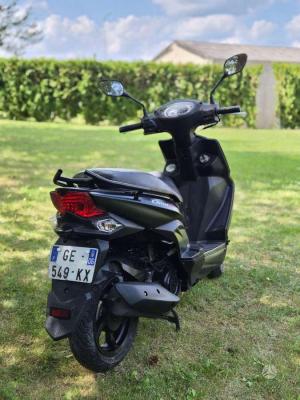 Melns SYM Orbit 2022 Šauļi, ar dzinēja tilpumu 50.00 L un nobraukumu 9 tūkst. km par 850 €, foto 10 vietnē AUTOMOTO.COM.LV