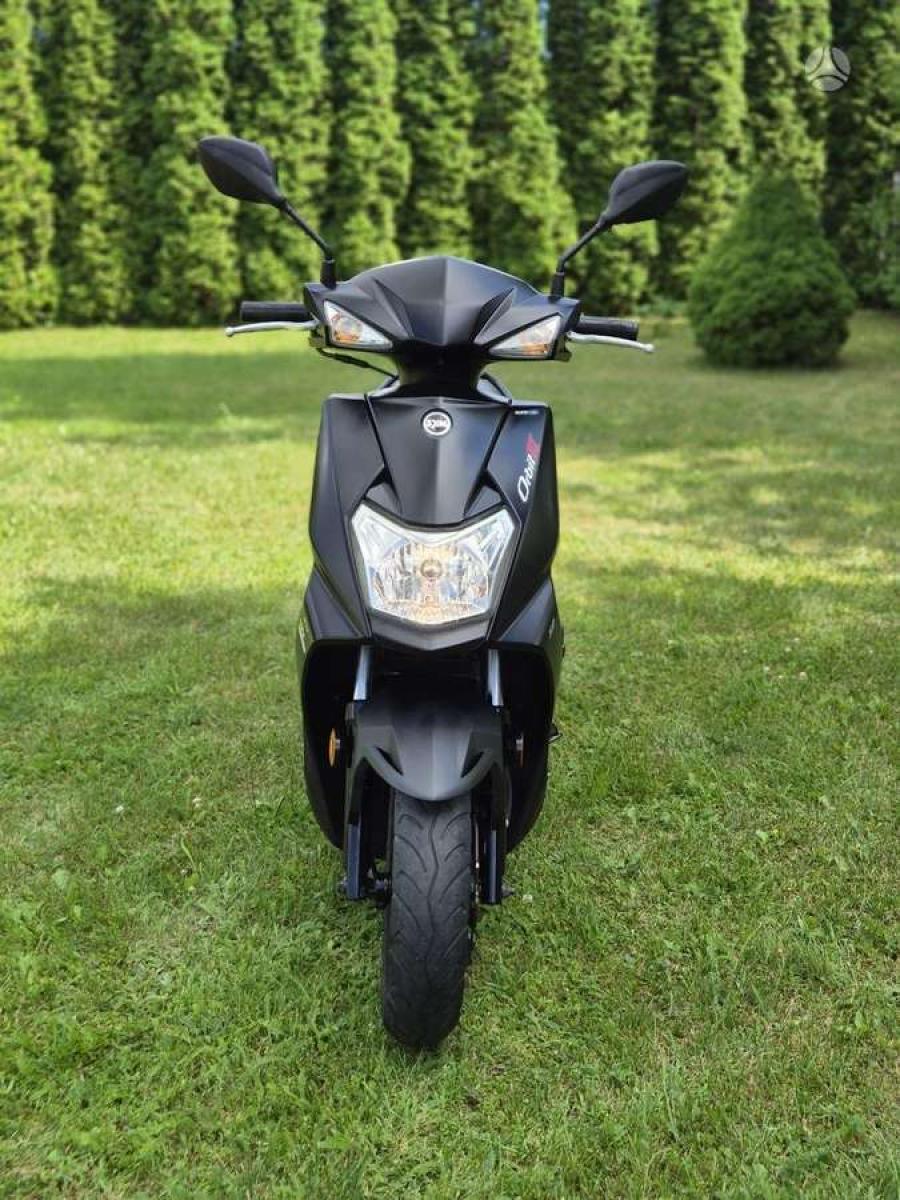 Melns SYM Orbit 2022 Šauļi, ar dzinēja tilpumu 50.00 L un nobraukumu 9 tūkst. km par 850 €, foto 12 vietnē AUTOMOTO.COM.LV