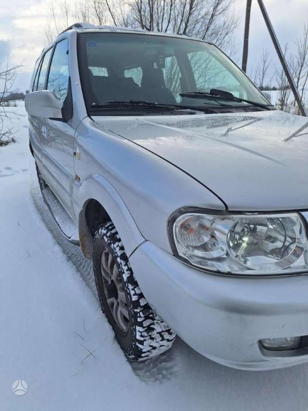 Pelēks TATA Safari 2008 Alīta, ar dzinēja tilpumu 2.18 L un nobraukumu 212 tūkst. km par 2350 €, foto 3 vietnē AUTOMOTO.COM.LV
