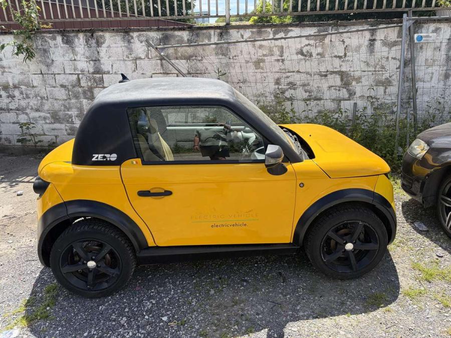 Dzeltens Tazzari ZERO 2010 Ukmergė, ar dzinēja tilpumu 0.00 L un nobraukumu 50 tūkst. km par 1150 €, foto 3 vietnē AUTOMOTO.COM.LV
