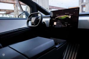 Tesla Cybertruck 2025 in Kaunas, with an engine capacity of 0.00 L and mileage of 25 thousand km for 130000 €, photo 7 on AUTOMOTO.COM.LV