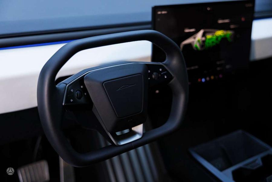 Tesla Cybertruck 2025 in Kaunas, with an engine capacity of 0.00 L and mileage of 25 thousand km for 130000 €, photo 12 on AUTOMOTO.COM.LV