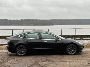 Melns Tesla Model 3 2019 Rīga, ar dzinēja tilpumu 0.00 L un nobraukumu 236 tūkst. km par 19790 €, foto 5 vietnē AUTOMOTO.COM.LV