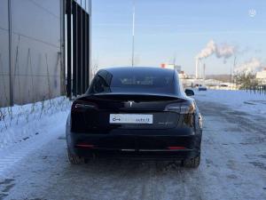 Black Tesla Model 3 2019 in Vilnius, with an engine capacity of 0.00 L and mileage of 174 thousand km for 18600 €, photo 11 on AUTOMOTO.COM.LV