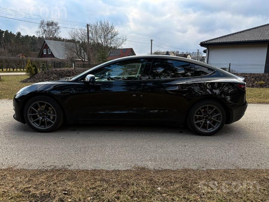 Melns Tesla Model 3 2019 Rīga, ar dzinēja tilpumu 0.00 L un nobraukumu 152 tūkst. km par 19900 €, foto 6 vietnē AUTOMOTO.COM.LV