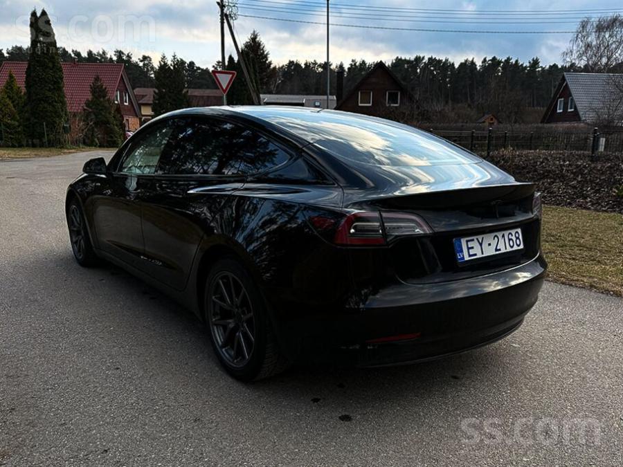Melns Tesla Model 3 2019 Rīga, ar dzinēja tilpumu 0.00 L un nobraukumu 152 tūkst. km par 19900 €, foto 7 vietnē AUTOMOTO.COM.LV