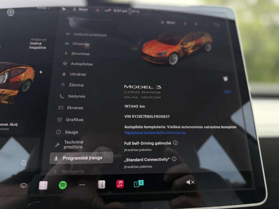 Black Tesla Model 3 2019 in Kaunas, with an engine capacity of 0.00 L and mileage of 197 thousand km for 16700 €, photo 15 on AUTOMOTO.COM.LV