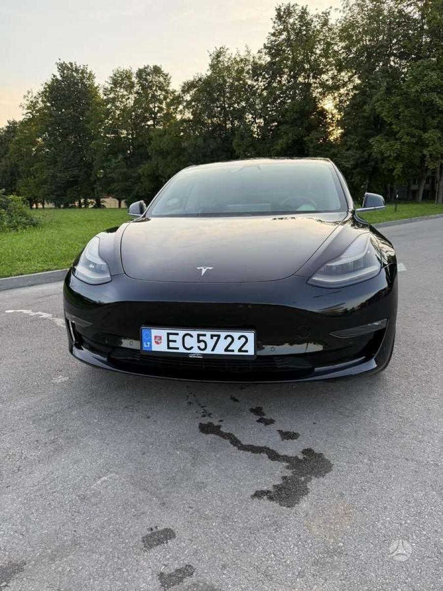 Черный Тесла Модель 3 2019 в Тельшяй, объемом двигателя 0.00 л и пробегом 193 тыс. км за 19999 €, фото 3 на AUTOMOTO.COM.LV