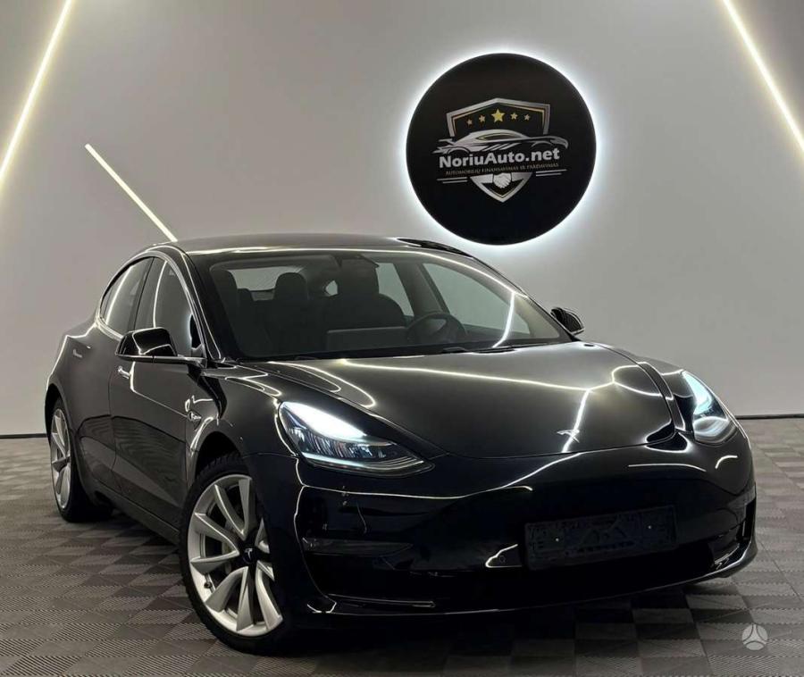 Black Tesla Model 3 2019 in Marijampole, with an engine capacity of 0.00 L and mileage of 102 thousand km for 20999 €, photo 1 on AUTOMOTO.COM.LV