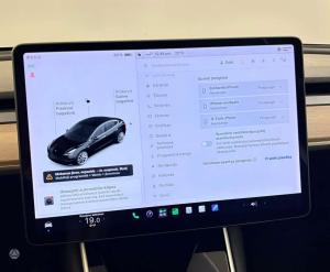 Black Tesla Model 3 2019 in Marijampole, with an engine capacity of 0.00 L and mileage of 102 thousand km for 20999 €, photo 9 on AUTOMOTO.COM.LV