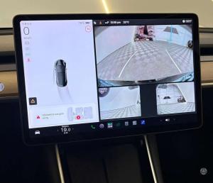 Black Tesla Model 3 2019 in Marijampole, with an engine capacity of 0.00 L and mileage of 102 thousand km for 20999 €, photo 18 on AUTOMOTO.COM.LV