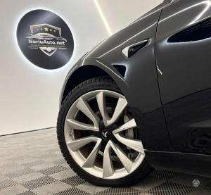 Black Tesla Model 3 2019 in Marijampole, with an engine capacity of 0.00 L and mileage of 102 thousand km for 20999 €, photo 26 on AUTOMOTO.COM.LV
