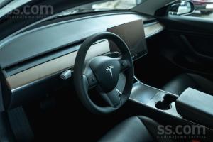 Melns Tesla Model 3 2019 Rīga, ar dzinēja tilpumu 0.00 L un nobraukumu 139 tūkst. km par 22900 €, foto 4 vietnē AUTOMOTO.COM.LV