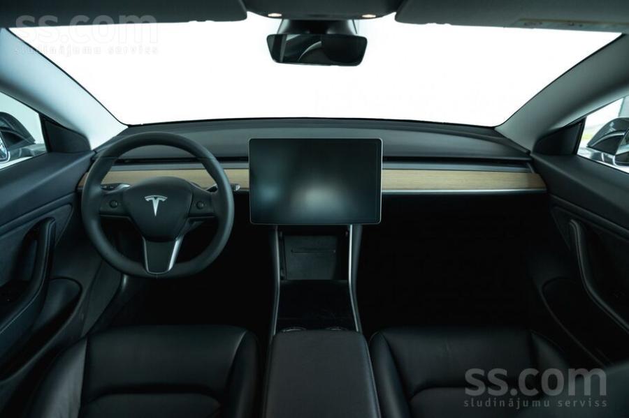 Melns Tesla Model 3 2019 Rīga, ar dzinēja tilpumu 0.00 L un nobraukumu 139 tūkst. km par 22900 €, foto 5 vietnē AUTOMOTO.COM.LV