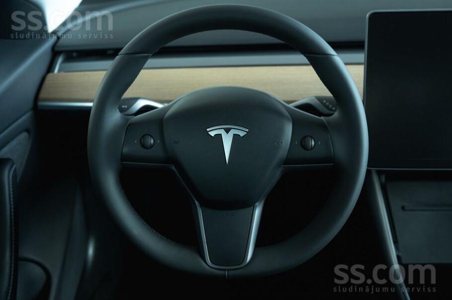 Melns Tesla Model 3 2019 Rīga, ar dzinēja tilpumu 0.00 L un nobraukumu 139 tūkst. km par 22900 €, foto 8 vietnē AUTOMOTO.COM.LV
