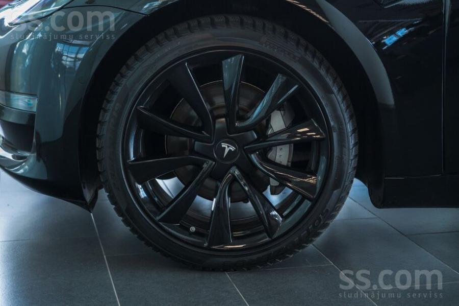 Melns Tesla Model 3 2019 Rīga, ar dzinēja tilpumu 0.00 L un nobraukumu 139 tūkst. km par 22900 €, foto 12 vietnē AUTOMOTO.COM.LV