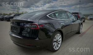 Melns Tesla Model 3 2020 Šauļi, ar dzinēja tilpumu 0.00 L un nobraukumu 40 tūkst. km par 21640 €, foto 8 vietnē AUTOMOTO.COM.LV