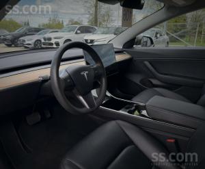 Melns Tesla Model 3 2020 Šauļi, ar dzinēja tilpumu 0.00 L un nobraukumu 40 tūkst. km par 21640 €, foto 9 vietnē AUTOMOTO.COM.LV