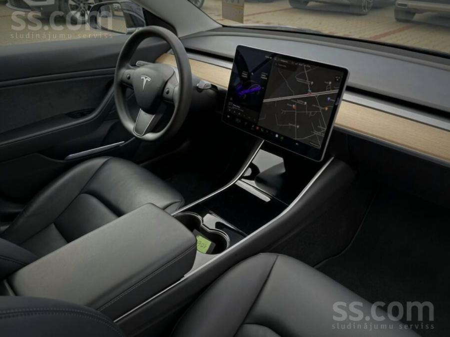 Melns Tesla Model 3 2020 Šauļi, ar dzinēja tilpumu 0.00 L un nobraukumu 40 tūkst. km par 21640 €, foto 14 vietnē AUTOMOTO.COM.LV