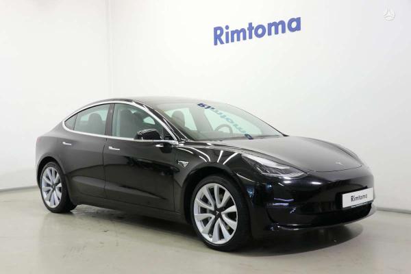 Black Tesla Model 3 2020 in Vilnius, with an engine capacity of 0.00 L and mileage of 89 thousand km for 23990 €, photo 1 on AUTOMOTO.COM.LV