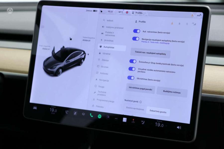 Melns Tesla Model 3 2020 Viļņa, ar dzinēja tilpumu 0.00 L un nobraukumu 89 tūkst. km par 23390 €, foto 18 vietnē AUTOMOTO.COM.LV